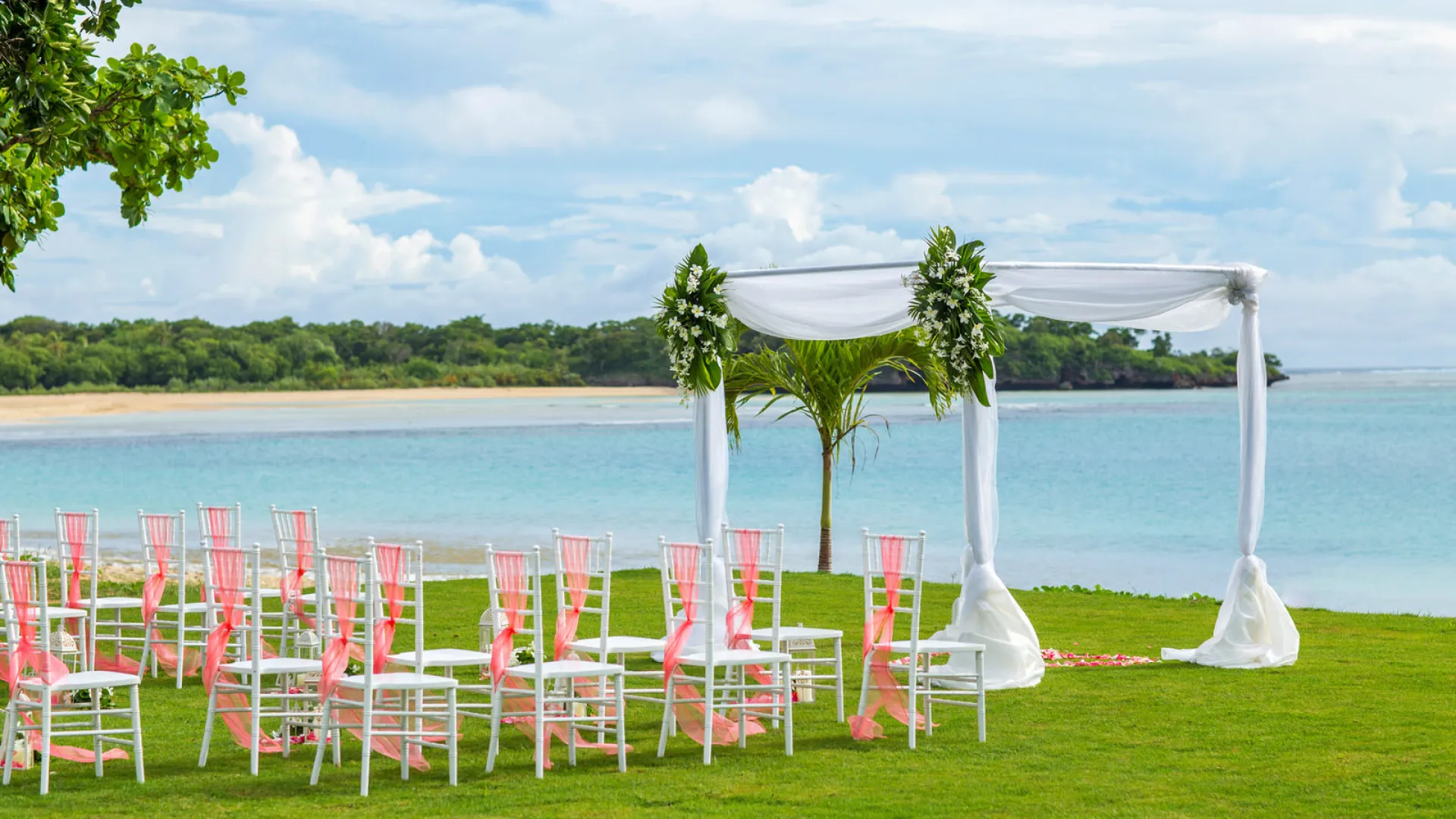 Natadola Beach Wedding Packages – Yatule Resort & Spa
